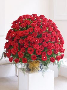 1000 Red Roses Bouquet- | Pakistan Flower Shop