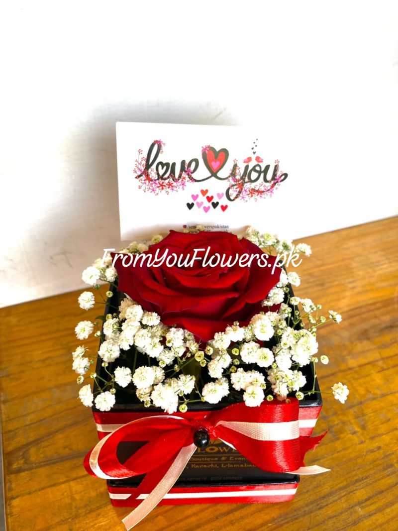 Blisfull Flowers Box - Flowers Gift Box Lahore - FromYouFlowers.pk